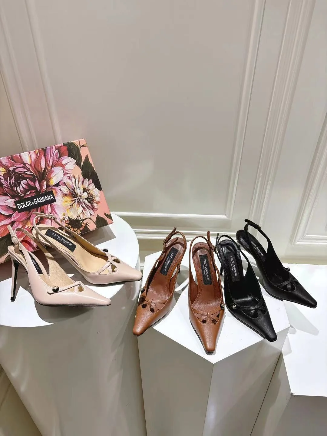 Economical Dolce Gabbana Sandals