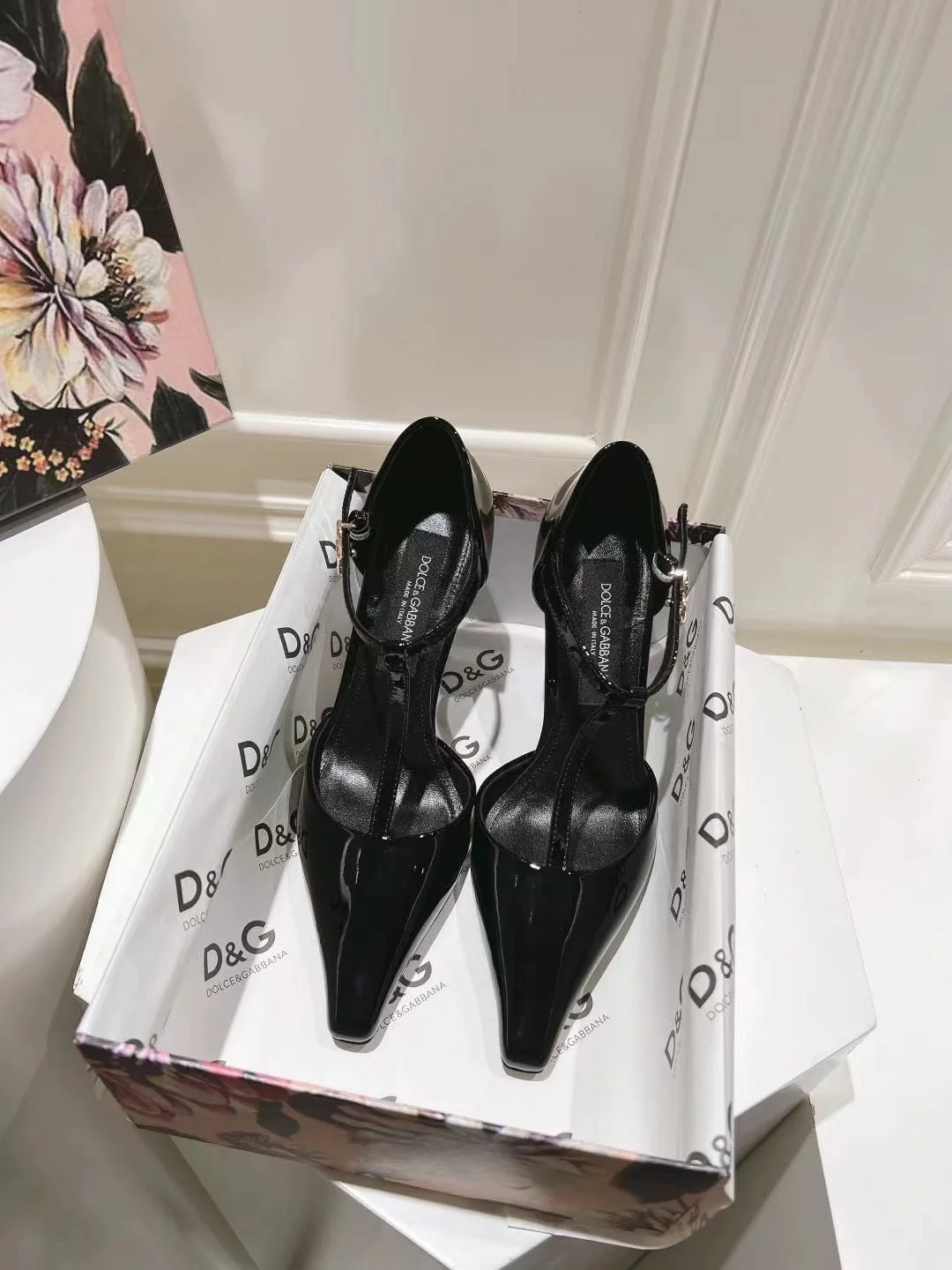 Dolce Gabbana Sandals