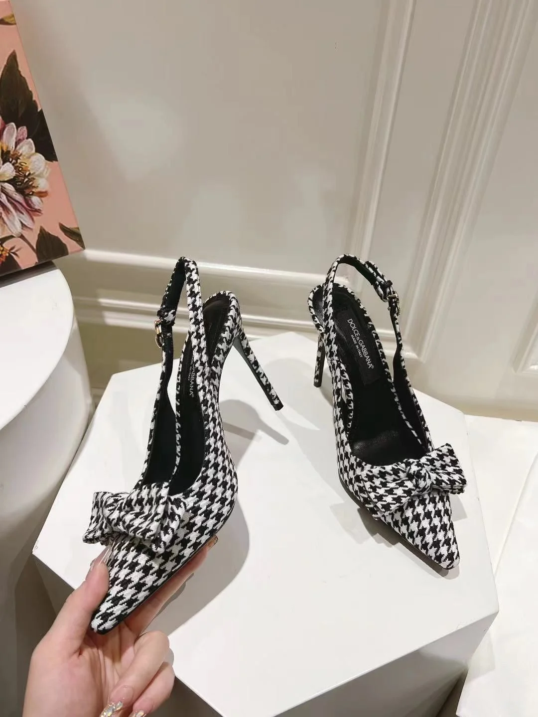 Discounted Dolce Gabbana Sandals