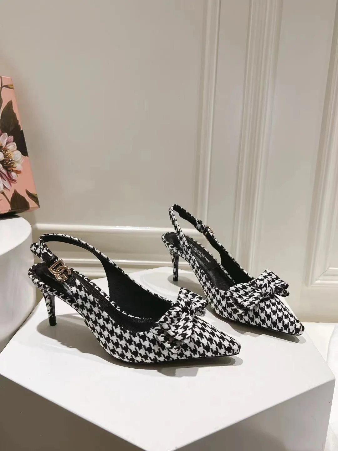 Economical Dolce Gabbana Sandals