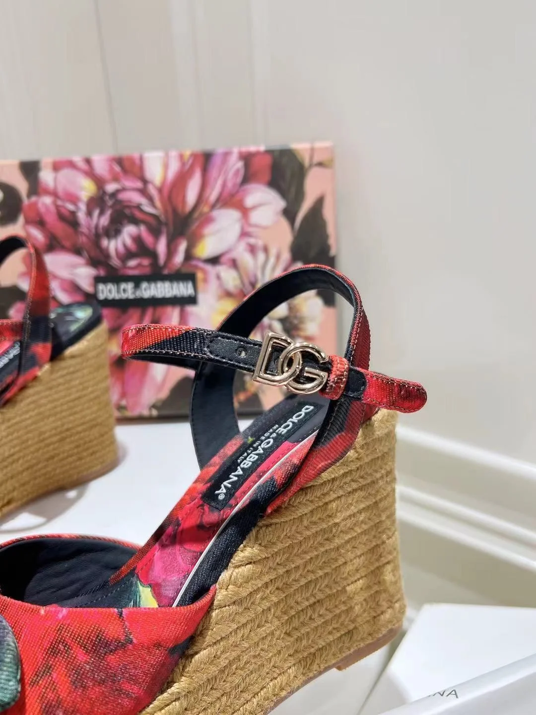 Exact replica Dolce Gabbana Sandals