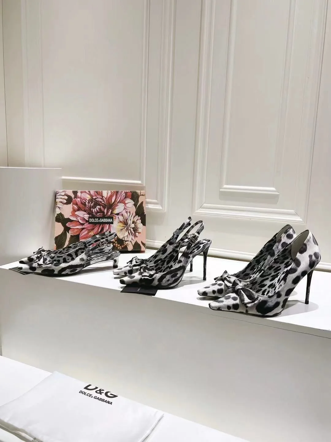 Precise copy Dolce Gabbana Sandals