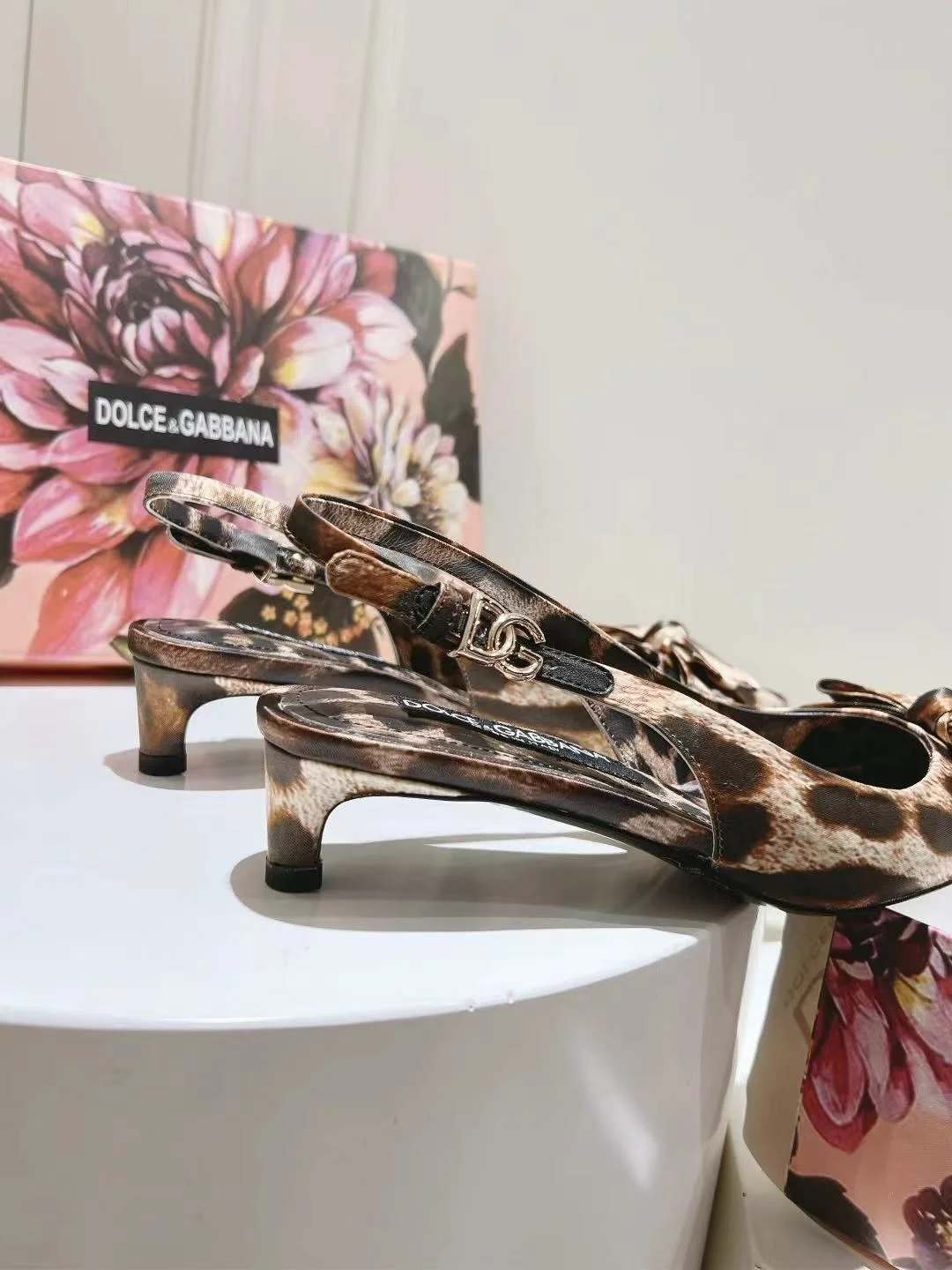 Exact replica Dolce Gabbana Sandals