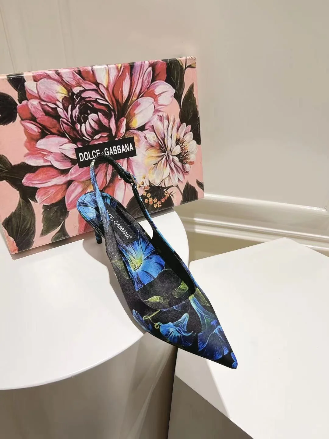 Brand-authenticated Dolce Gabbana Sandals