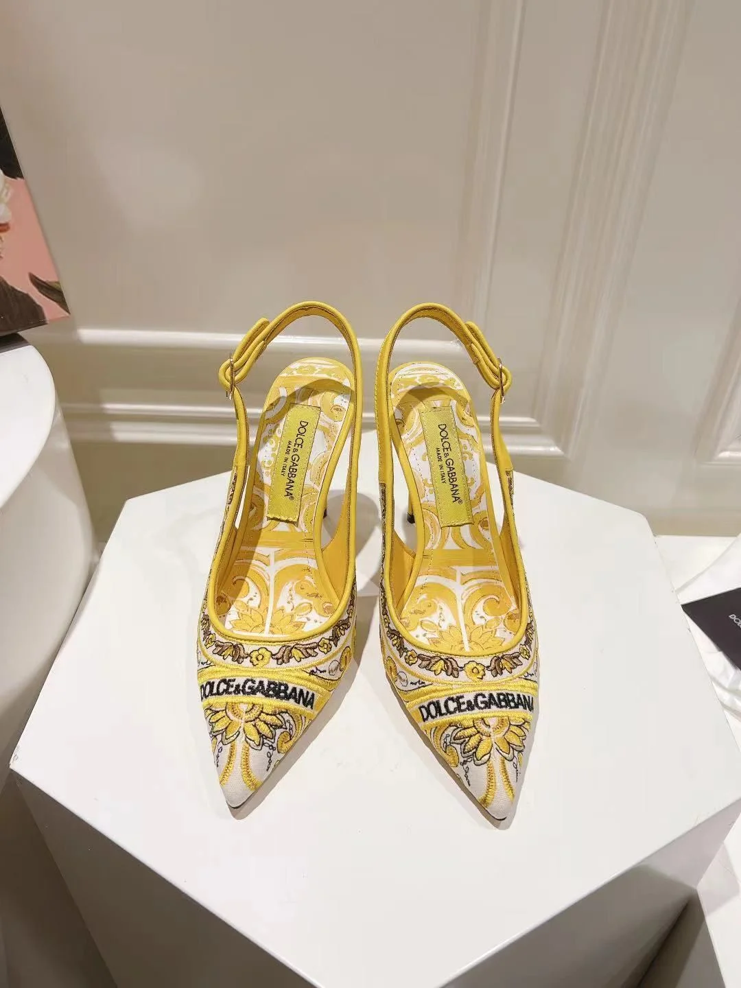 Dolce Gabbana Sandals