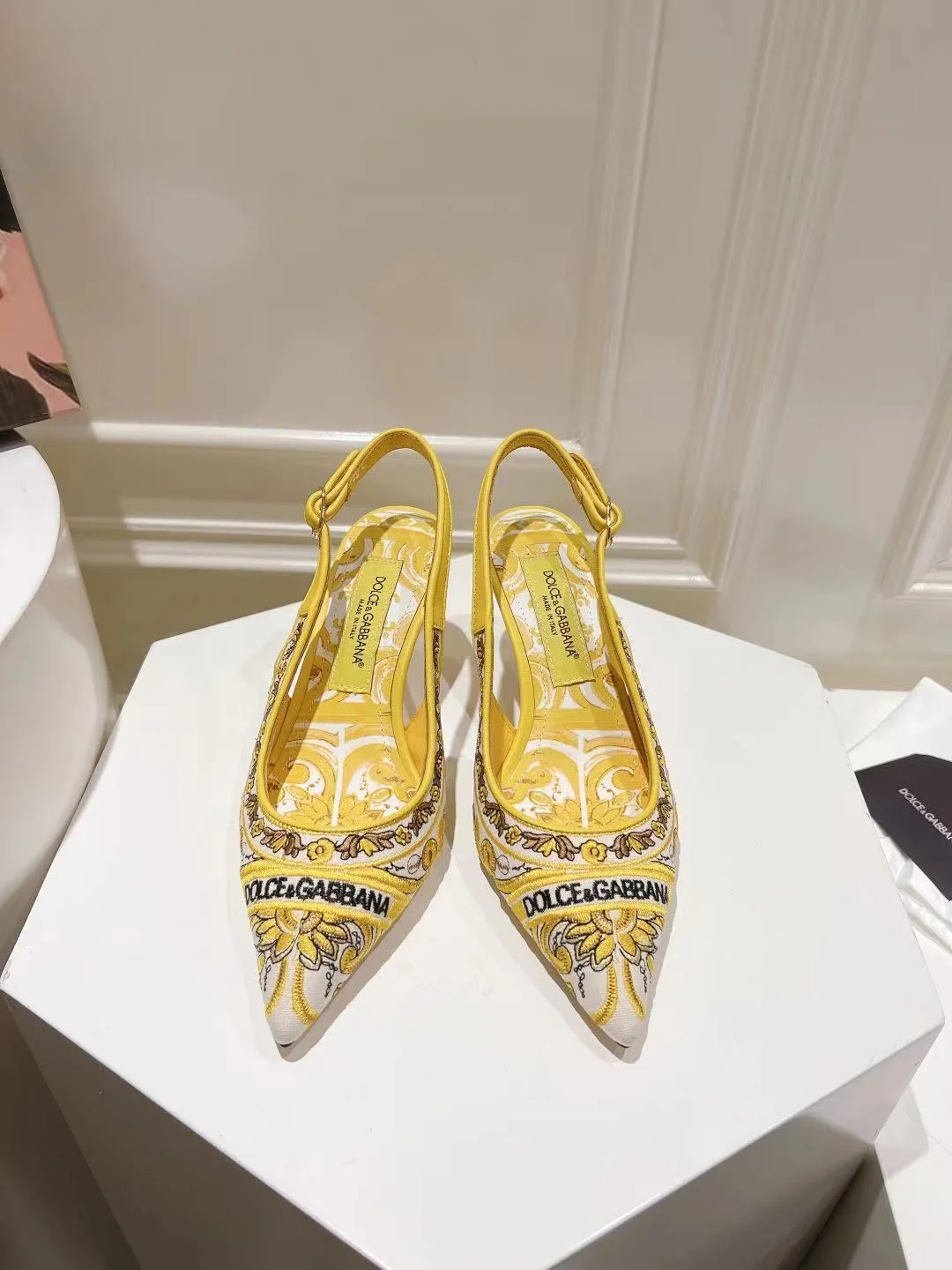 Dolce Gabbana Sandals