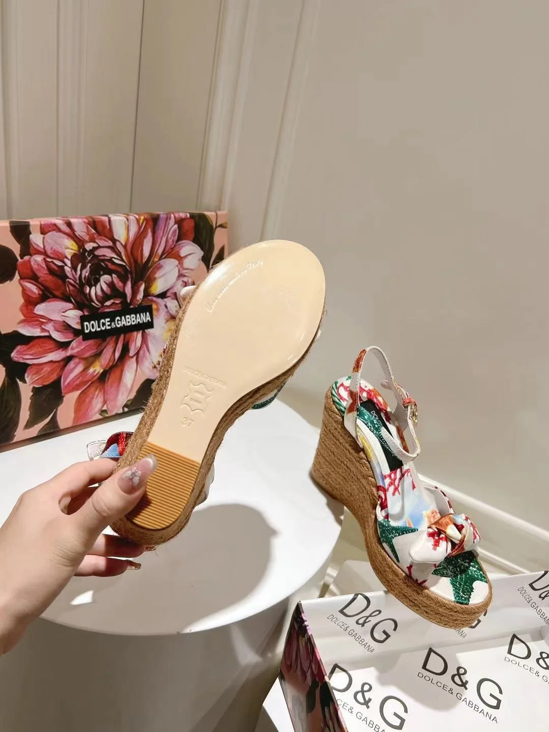 Official Dolce Gabbana Sandals