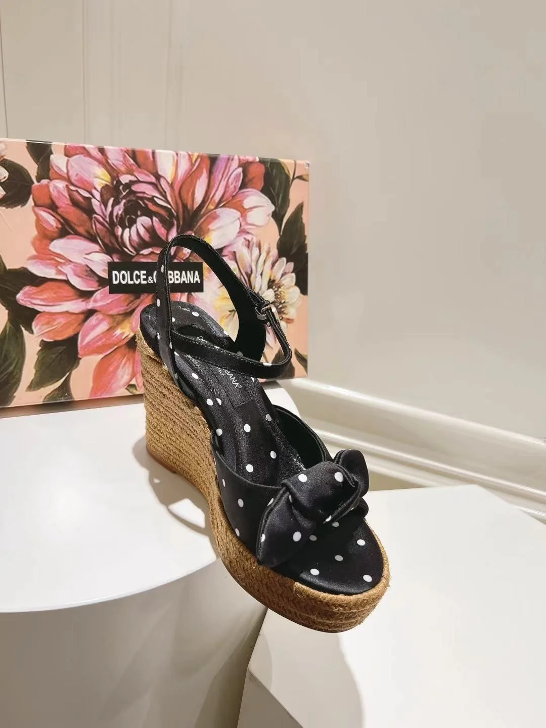 Genuine Dolce Gabbana Sandals