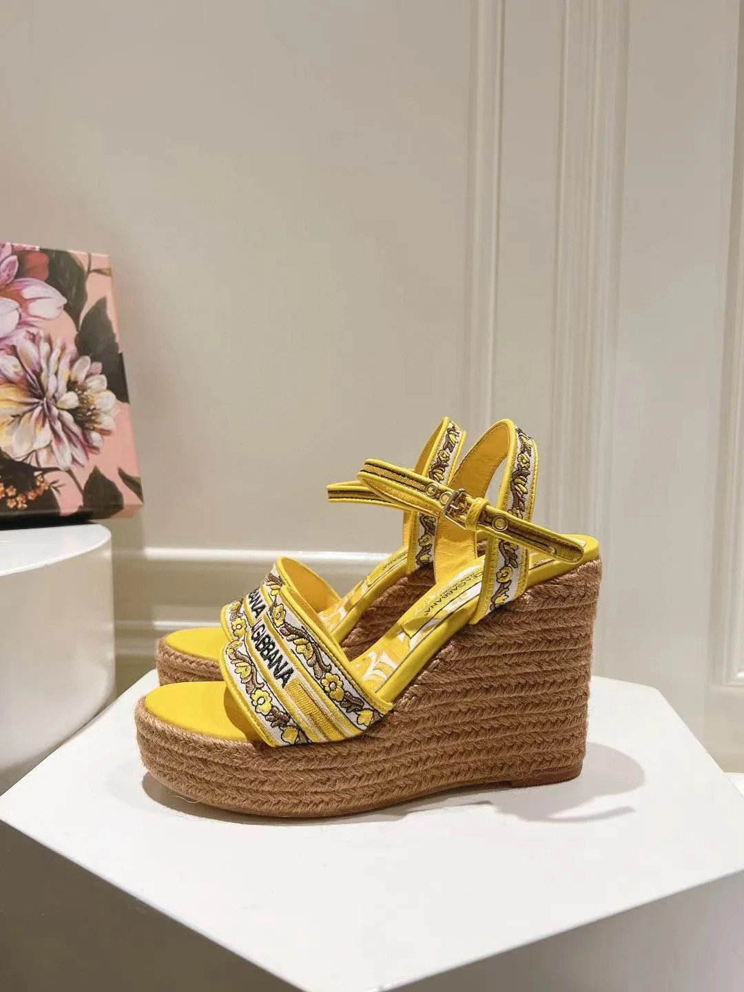 Exact replica Dolce Gabbana Sandals