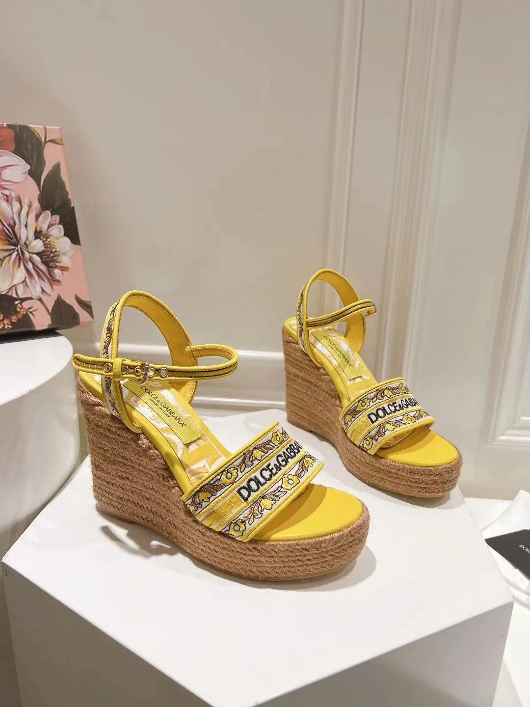 Exact replica Dolce Gabbana Sandals