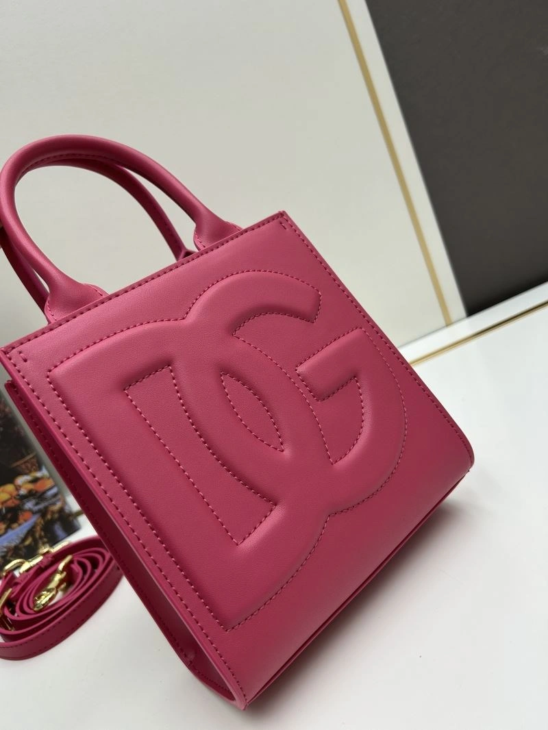 Cut-rate Dolce Gabbana Shopping Bags