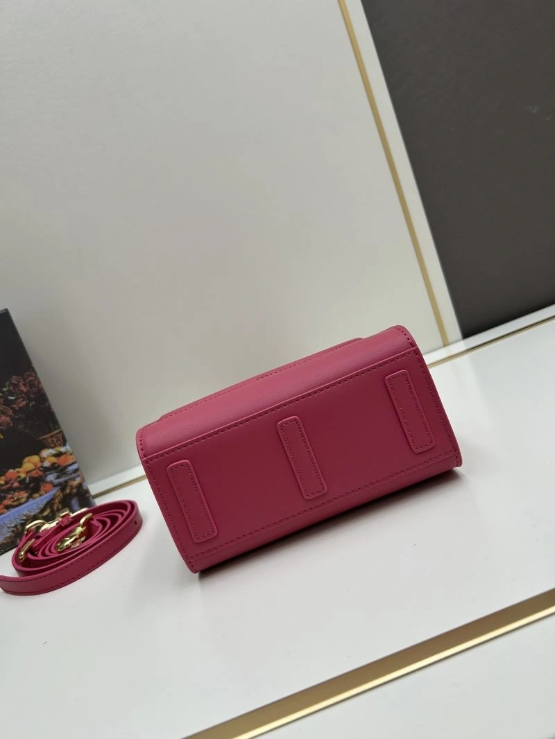 Cut-rate Dolce Gabbana Shopping Bags