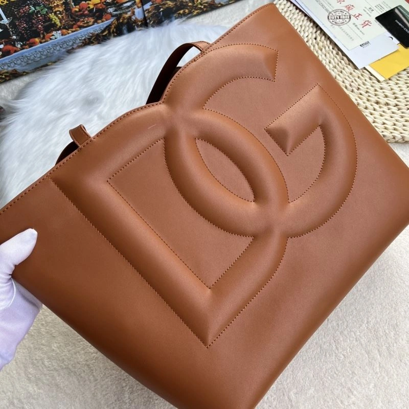 Reasonably priced Dolce Gabbana Shopping Bags
