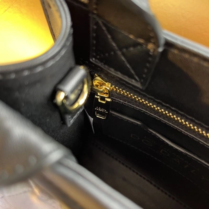 High fidelity Dolce Gabbana Shopping Bags