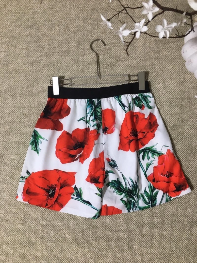 Value-priced Dolce Gabbana Short Pants