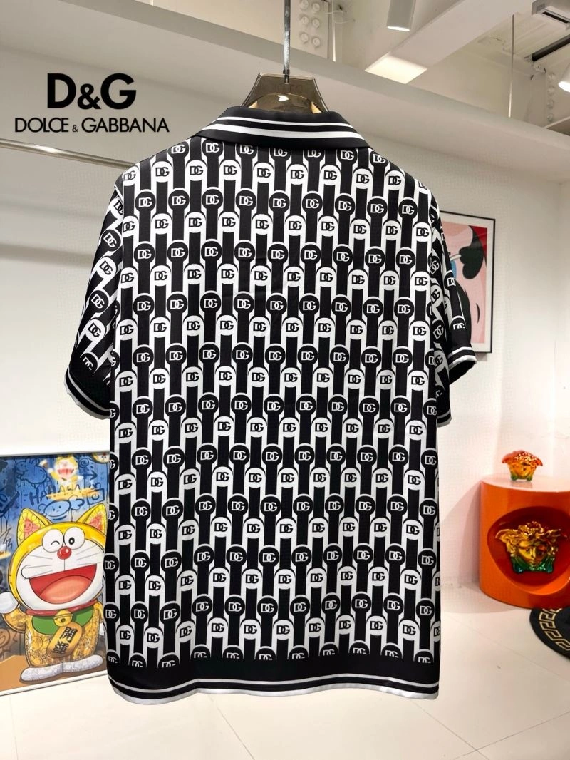 Economical Dolce Gabbana Short Suits