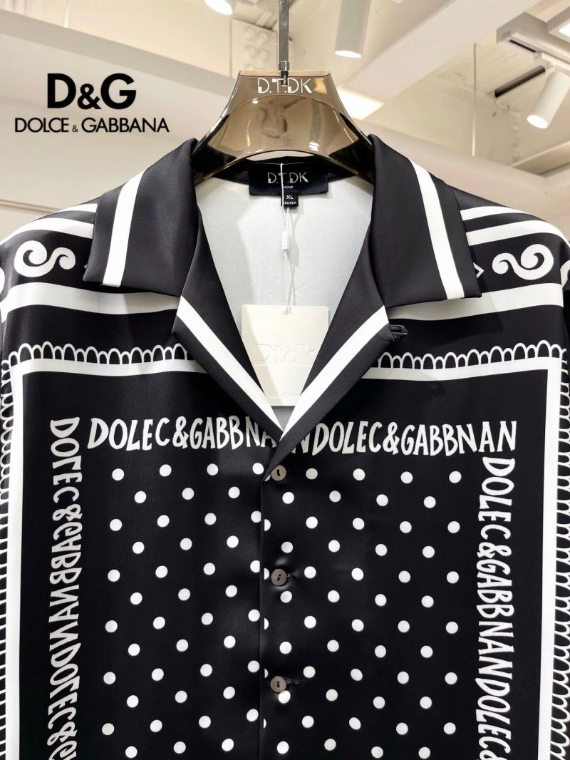 Low-cost Dolce Gabbana Short Suits