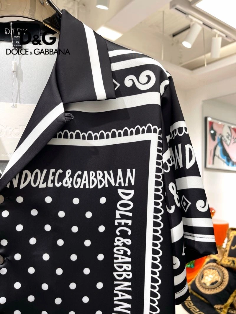 Low-cost Dolce Gabbana Short Suits