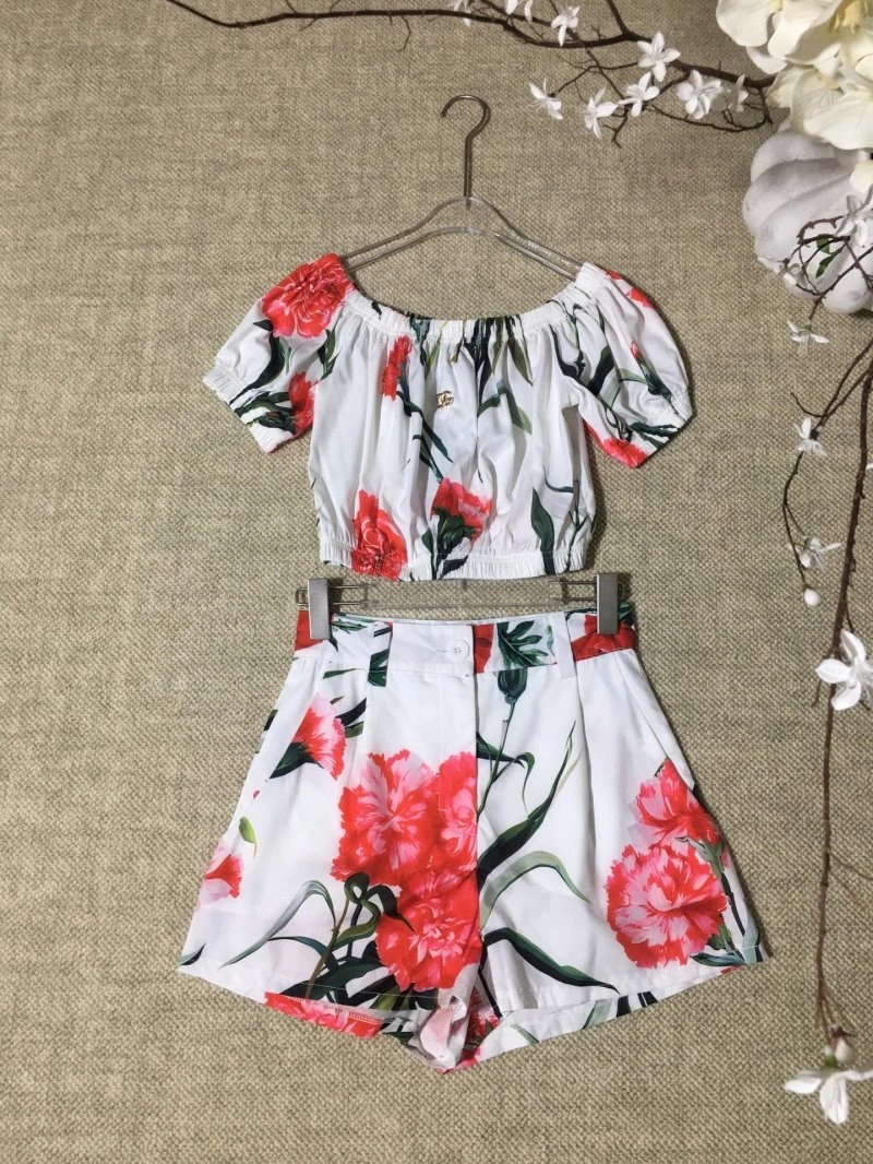 Reasonably priced Dolce Gabbana Short Suits