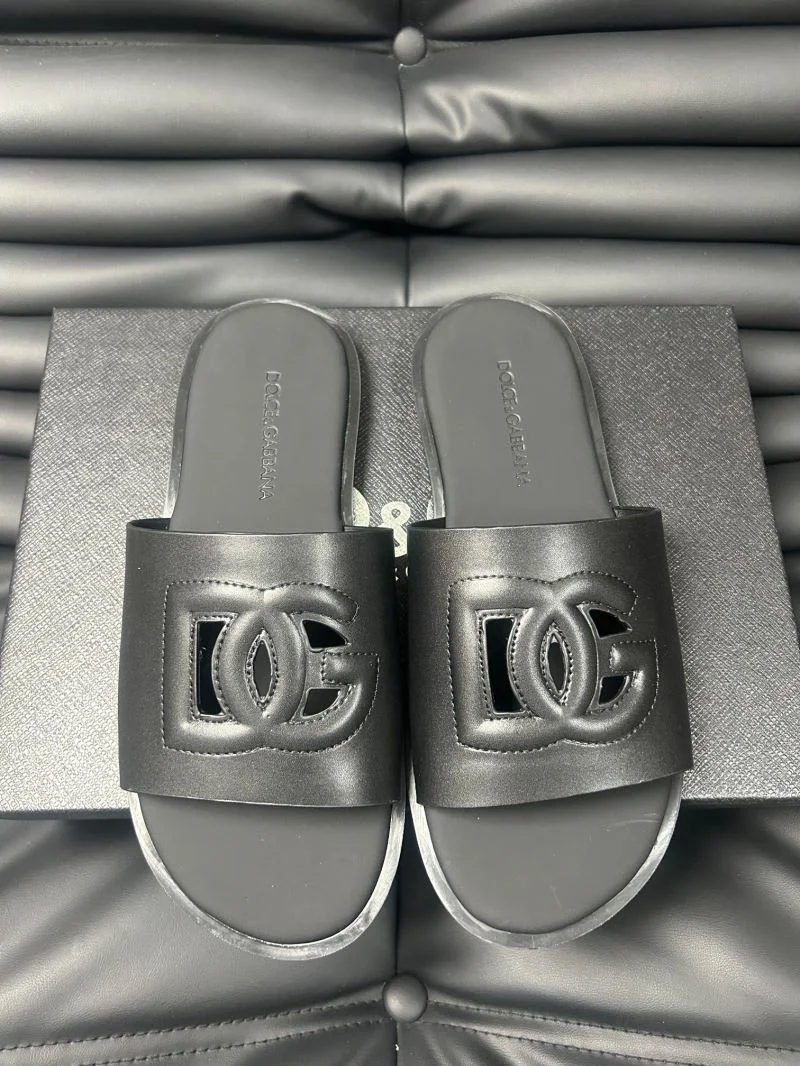 Bargain Dolce Gabbana Slippers