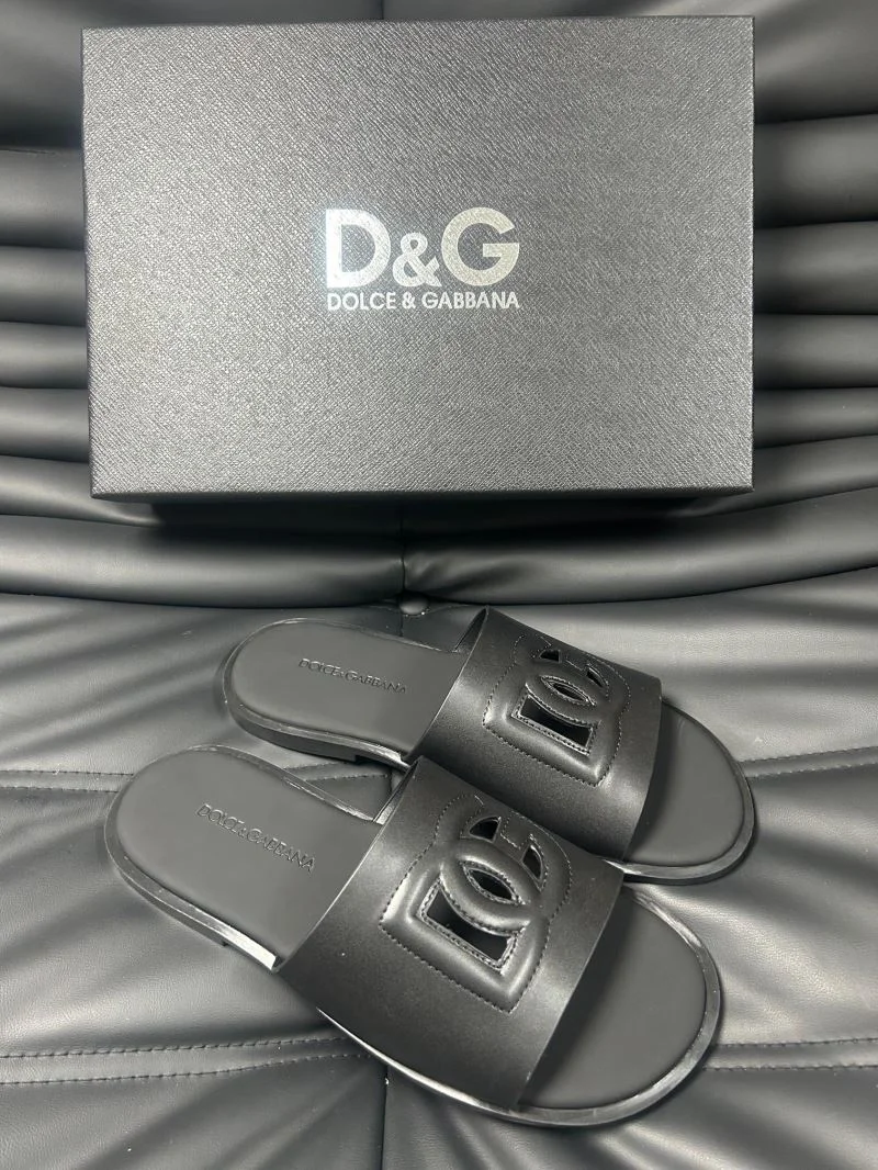 Bargain Dolce Gabbana Slippers