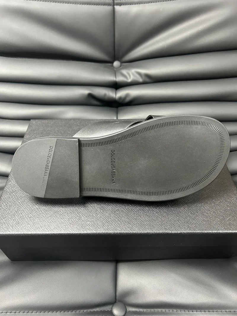 Indistinguishable Dolce Gabbana Slippers