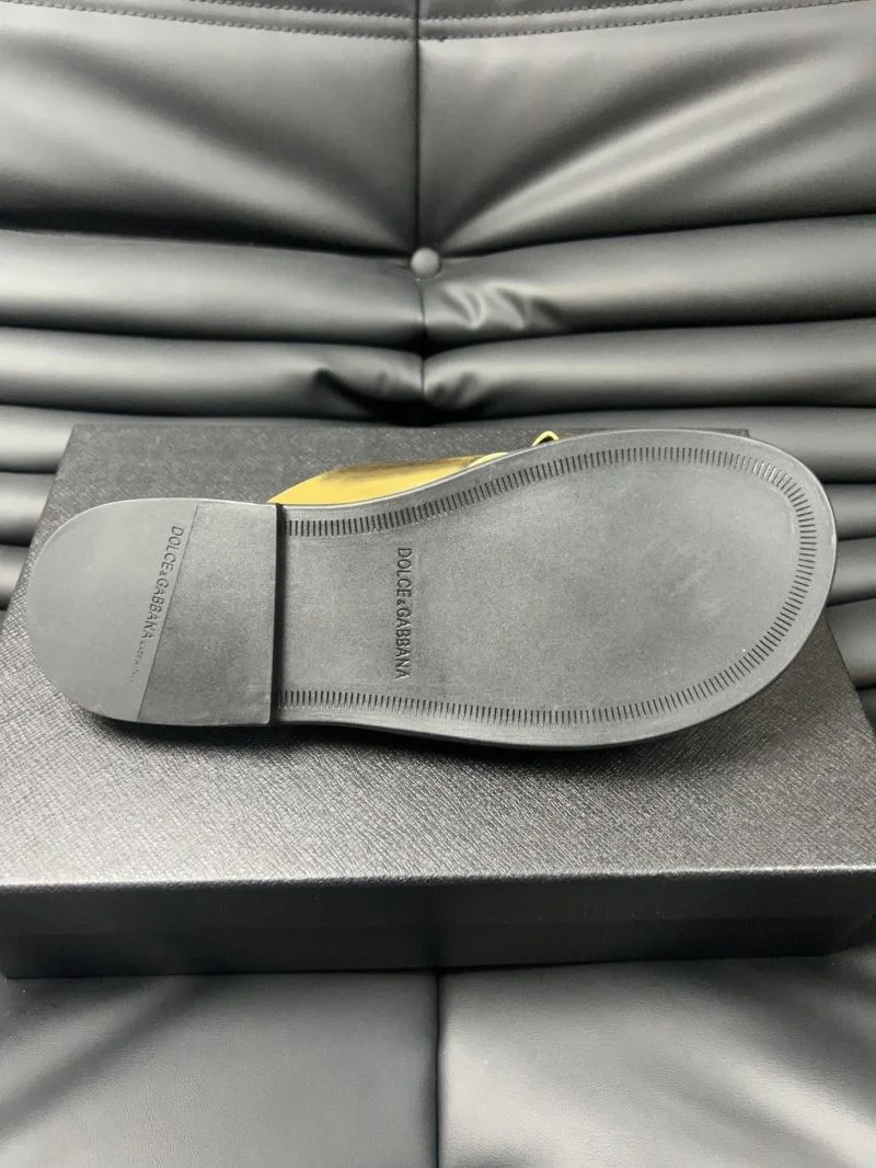 Accurate model Dolce Gabbana Slippers