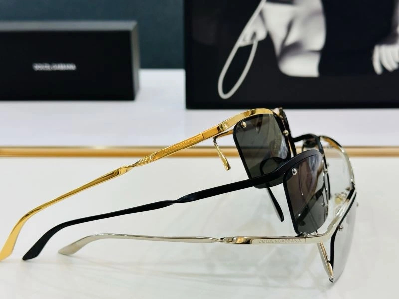 Accurate model Dolce Gabbana Sunglasses