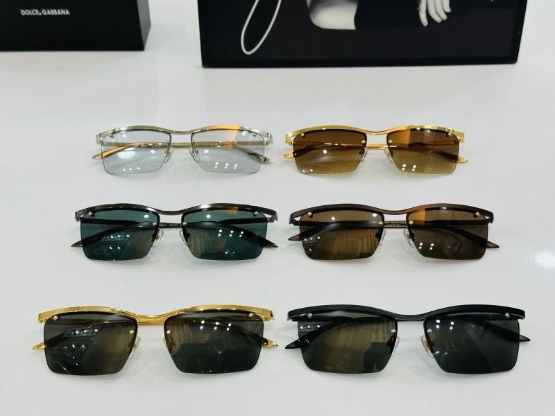 Accurate model Dolce Gabbana Sunglasses