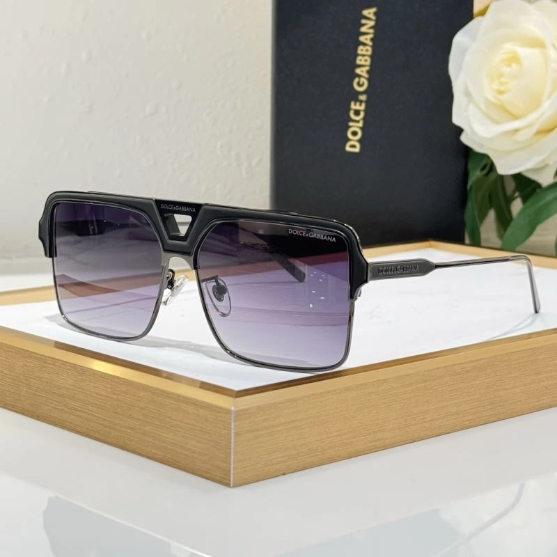 Brand-authenticated Dolce Gabbana Sunglasses