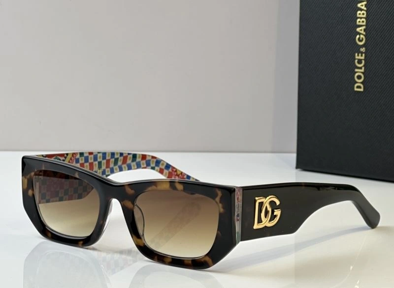 Brand-authenticated Dolce Gabbana Sunglasses
