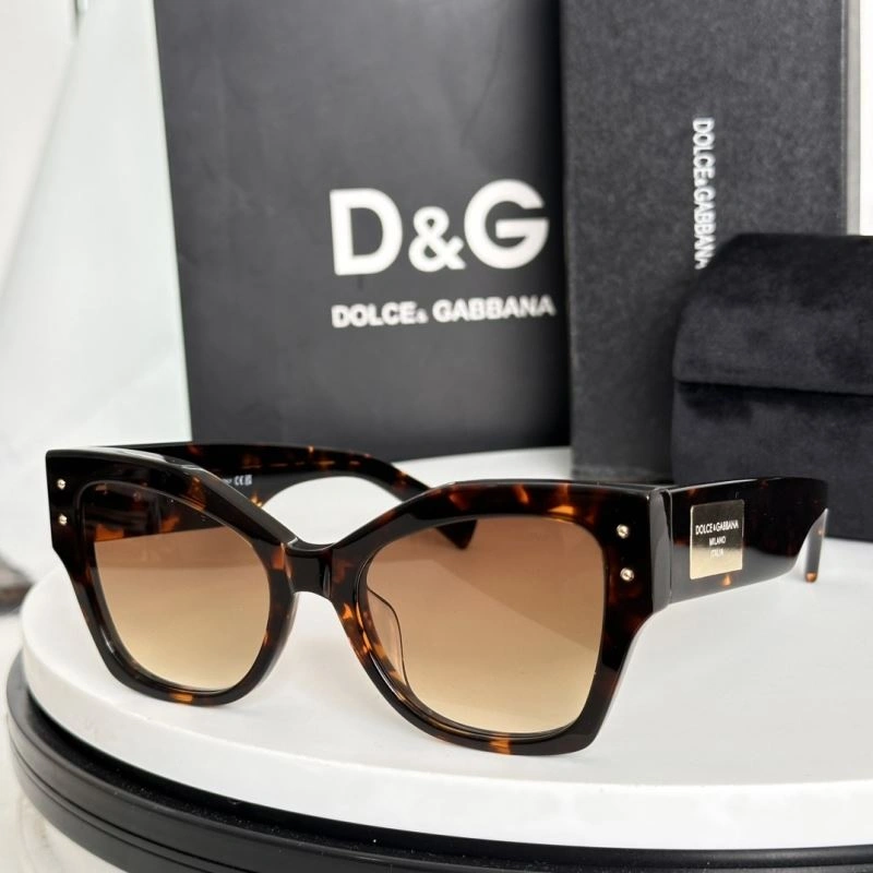 Brand-authenticated Dolce Gabbana Sunglasses