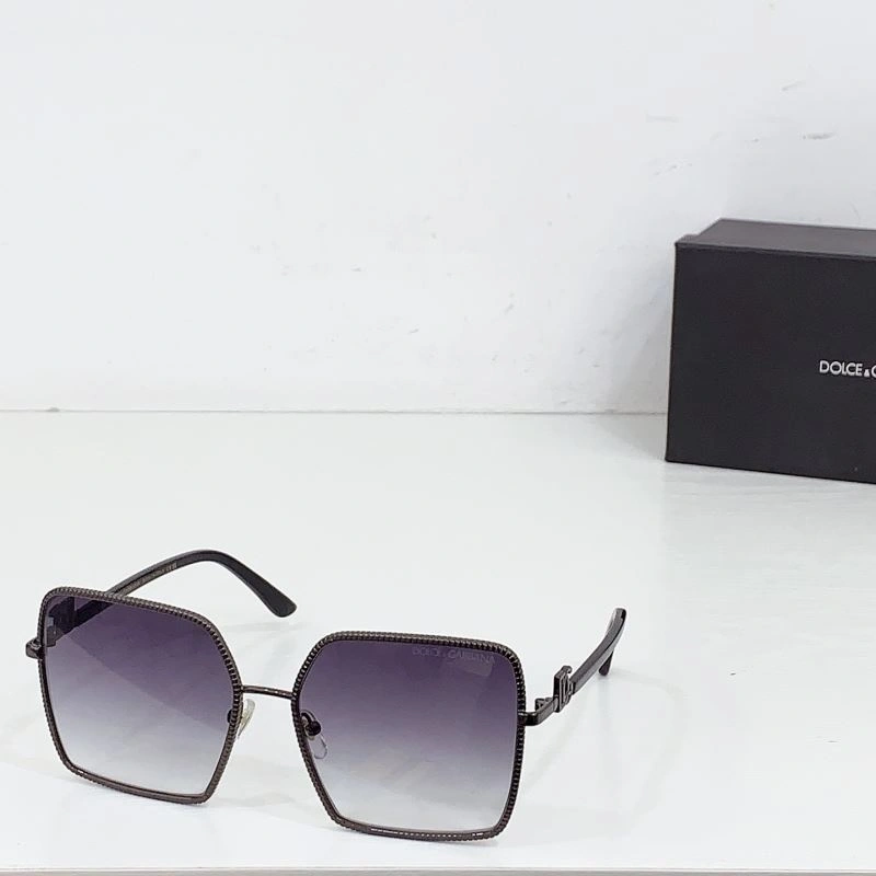 Accurate model Dolce Gabbana Sunglasses