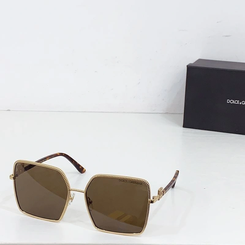 Accurate model Dolce Gabbana Sunglasses