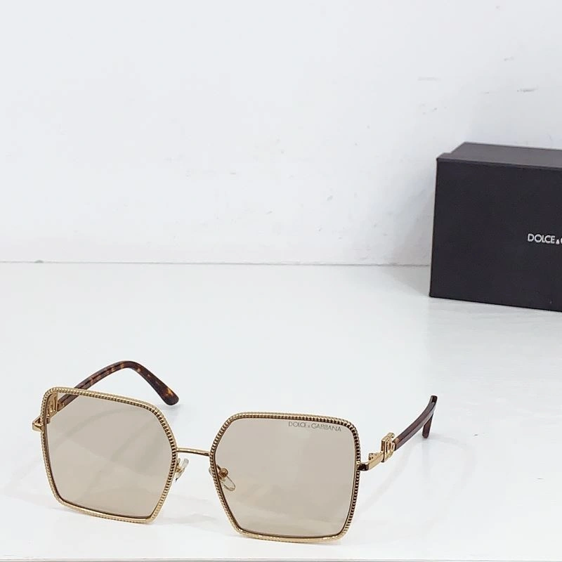 Accurate model Dolce Gabbana Sunglasses