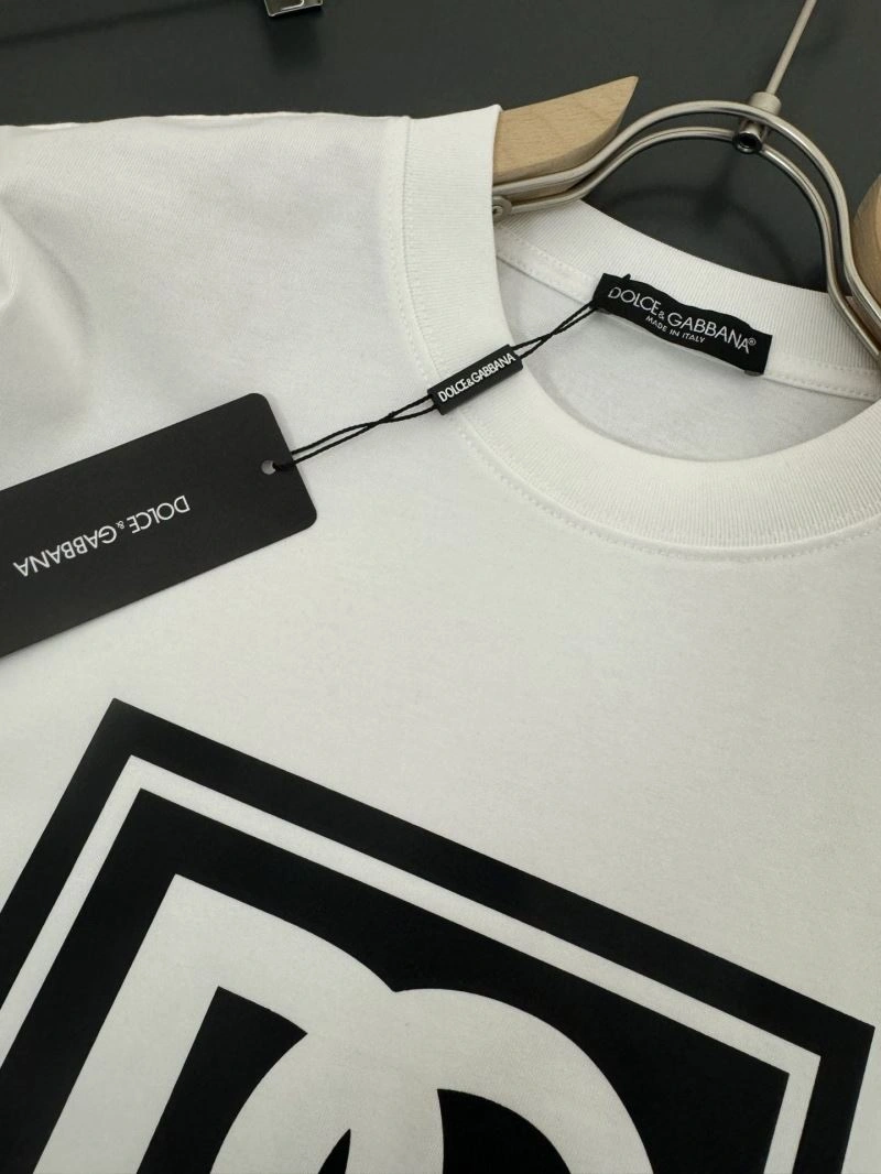 Bargain Dolce Gabbana T-Shirts