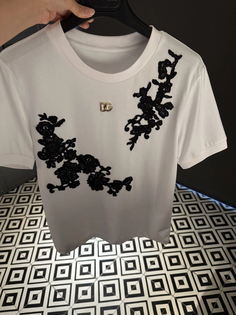 Affordable Dolce Gabbana T-Shirts