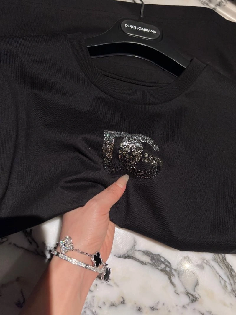 Accurate model Dolce Gabbana T-Shirts