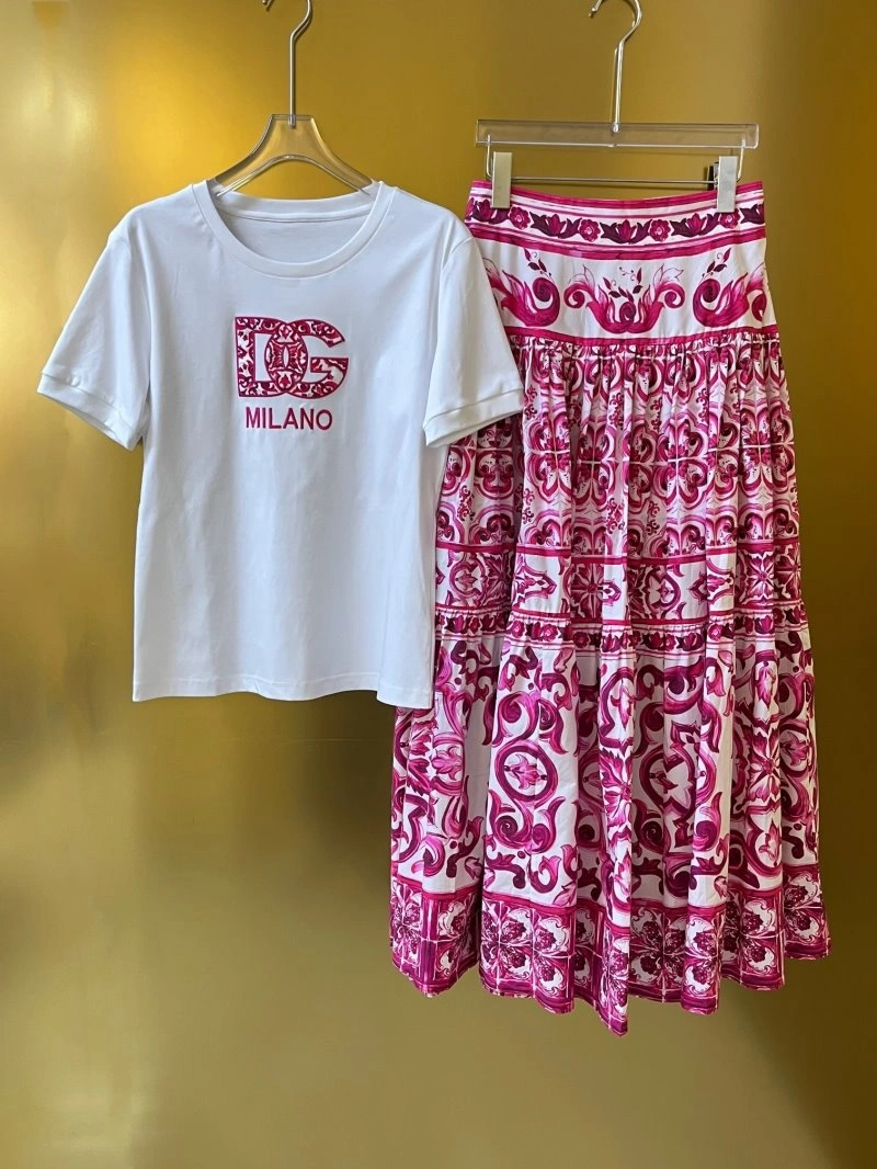 Value-priced Dolce Gabbana T-Shirts
