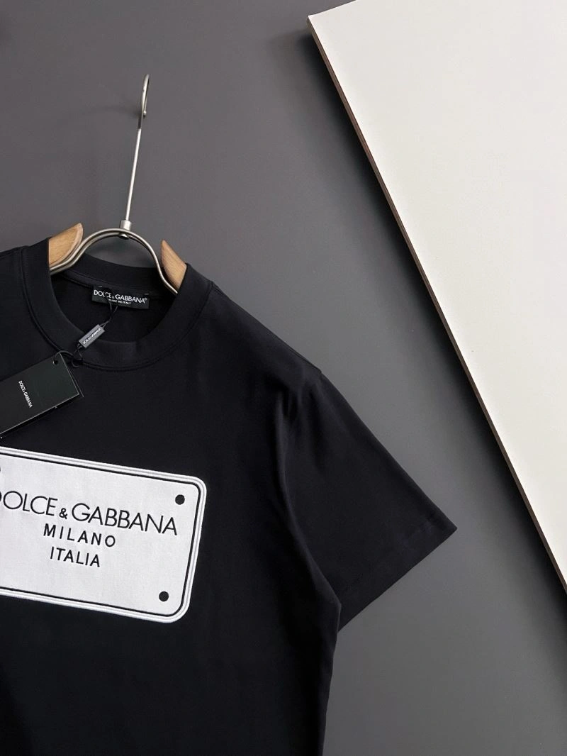 Indistinguishable Dolce Gabbana T-Shirts