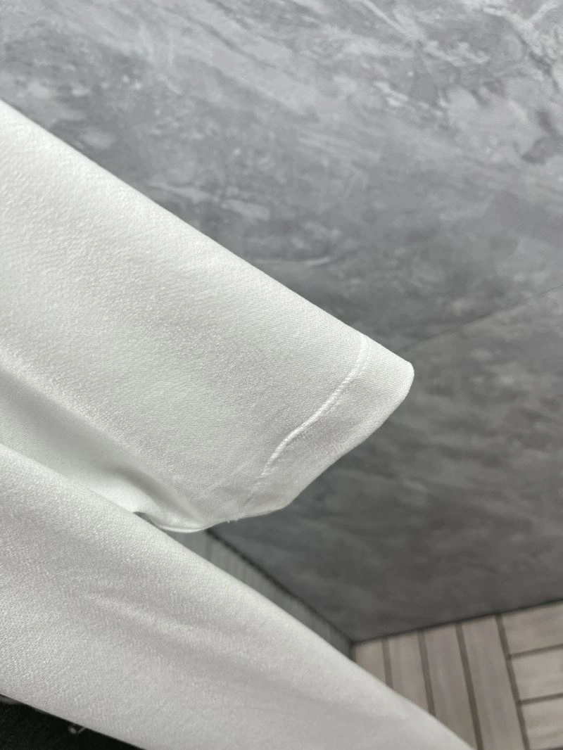 Indistinguishable Dolce Gabbana T-Shirts
