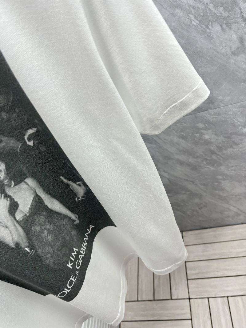 Indistinguishable Dolce Gabbana T-Shirts