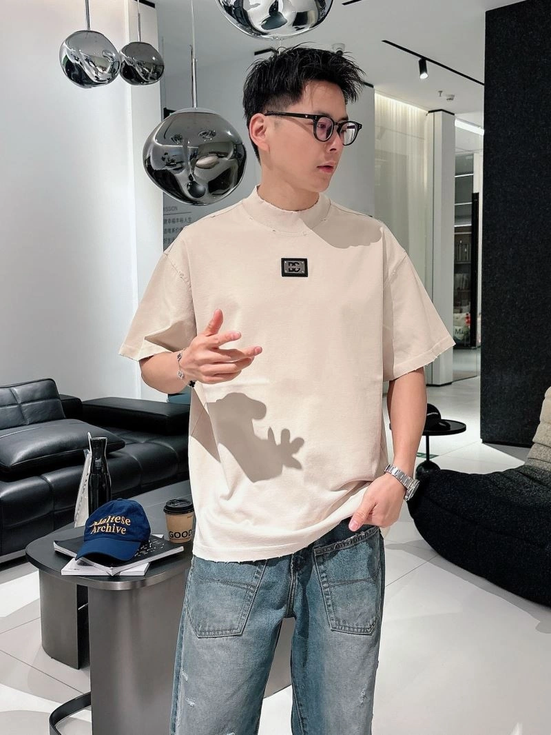Bargain Dolce Gabbana T-Shirts