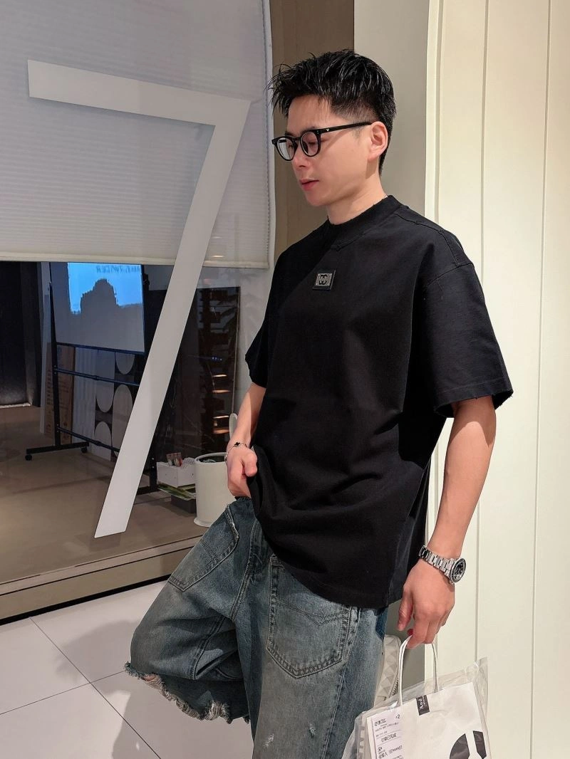 Inexpensive Dolce Gabbana T-Shirts