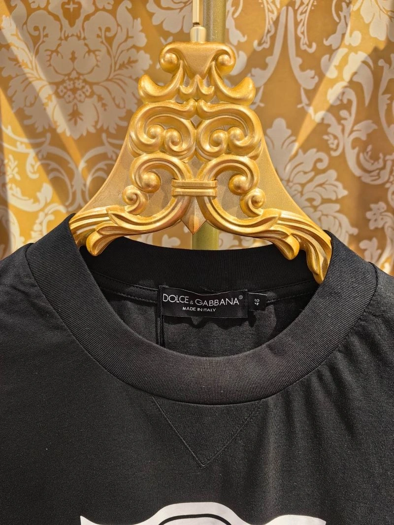 Bargain Dolce Gabbana T-Shirts