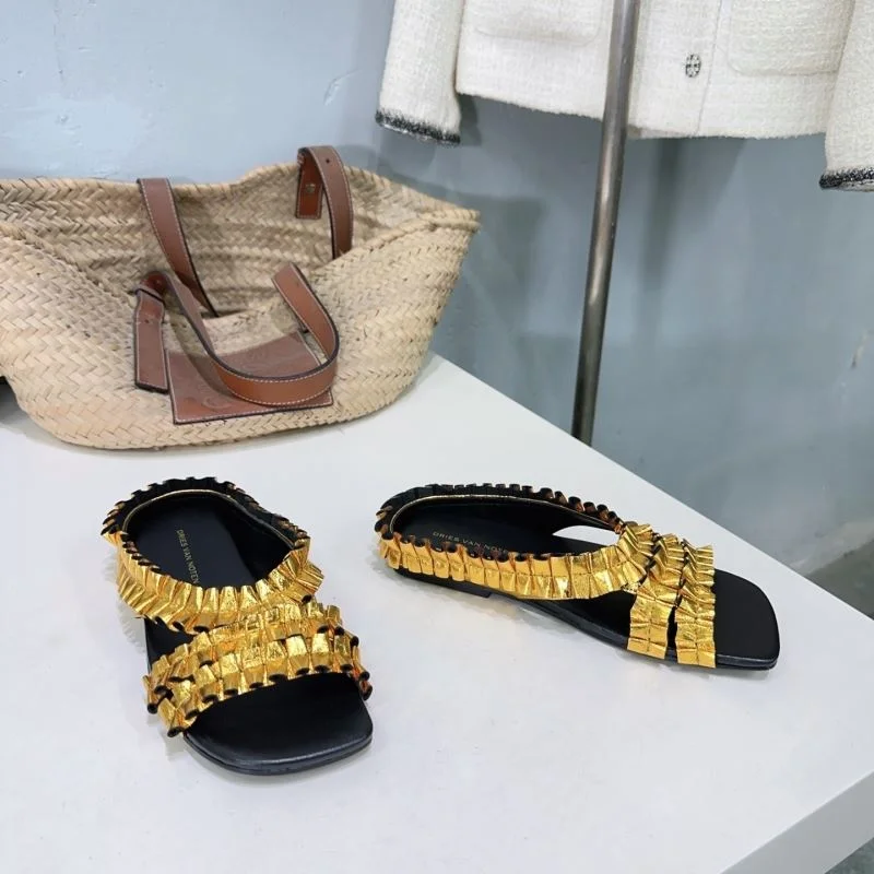 Top match Dries Van Noten Sandals
