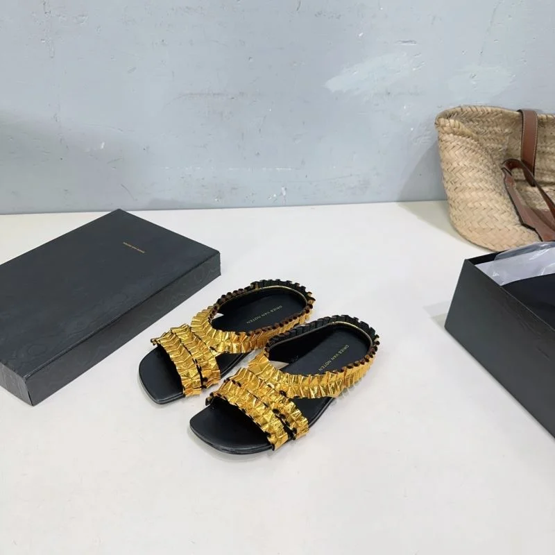 Top match Dries Van Noten Sandals