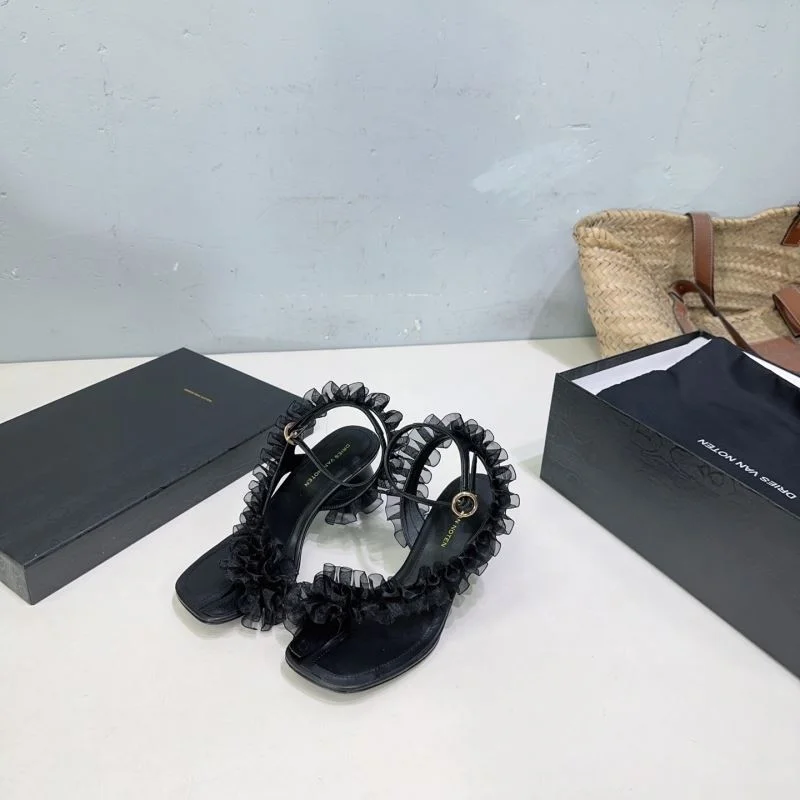 Low-cost Dries Van Noten Sandals