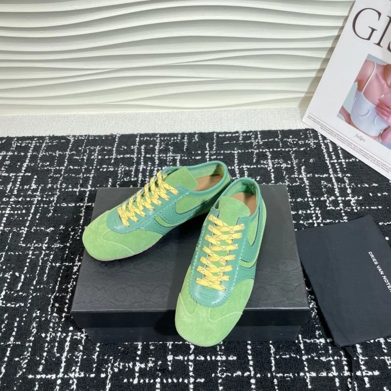 Top mirror Dries Van Noten Shoes
