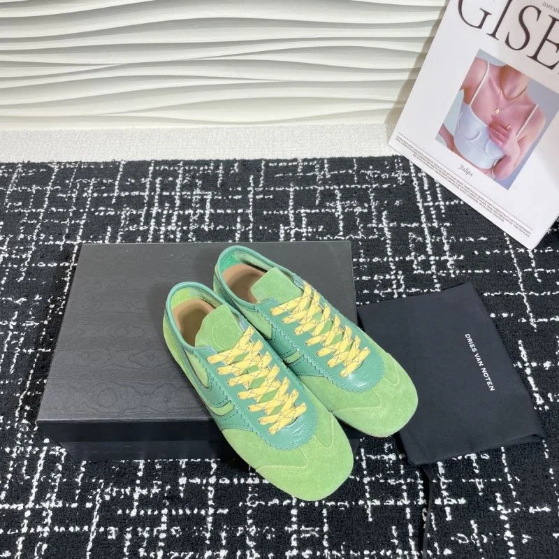 Top mirror Dries Van Noten Shoes